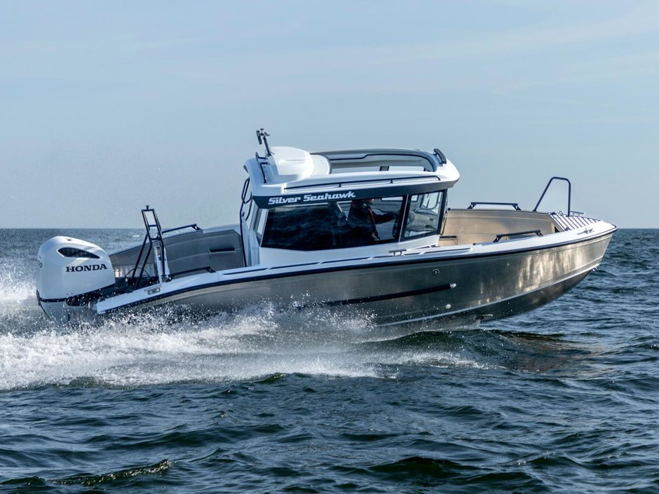 Silver Seahawk Cabin - BoatWorld